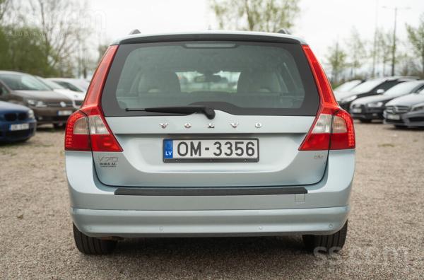 Volvo V70 2007 Liepāja, ar dzinēja tilpumu 2.40 L un nobraukumu 352 tūkst. km par 4900 €, foto 6 vietnē AUTOMOTO.COM.LV