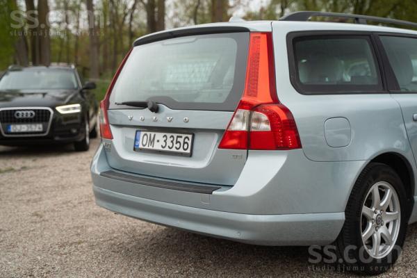 Volvo V70 2007 Liepāja, ar dzinēja tilpumu 2.40 L un nobraukumu 352 tūkst. km par 4900 €, foto 9 vietnē AUTOMOTO.COM.LV