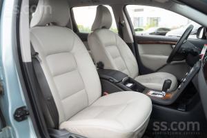 Volvo V70 2007 in Liepaja, with an engine capacity of 2.40 L and mileage of 352 thousand km for 4900 €, photo 20 on AUTOMOTO.COM.LV
