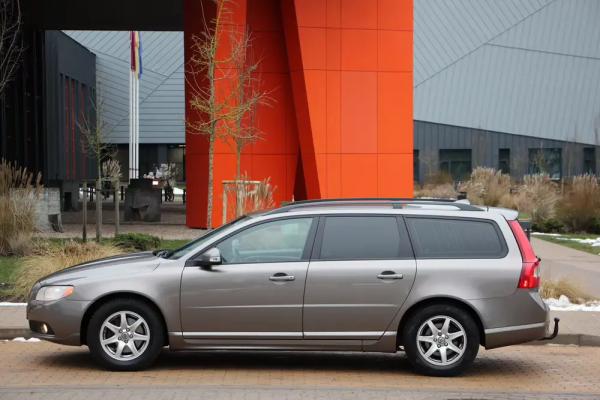 Volvo V70 2007 in Marupe, with an engine capacity of 2.40 L and mileage of 0 thousand km for 4850 €, photo 7 on AUTOMOTO.COM.LV