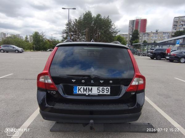 Volvo V70 2007 in Vilnius, with an engine capacity of 2.40 L and mileage of 354 thousand km for 2700 €, photo 4 on AUTOMOTO.COM.LV