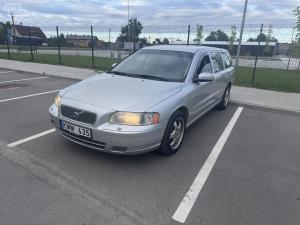 Volvo V70 2007 in Vilnius, with an engine capacity of 2.40 L and mileage of 439 thousand km for 1900 €, photo  on AUTOMOTO.COM.LV