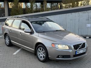 Volvo V70 2007 in Kaunas, with an engine capacity of 2.40 L and mileage of 322 thousand km for 2950 €, photo 8 on AUTOMOTO.COM.LV