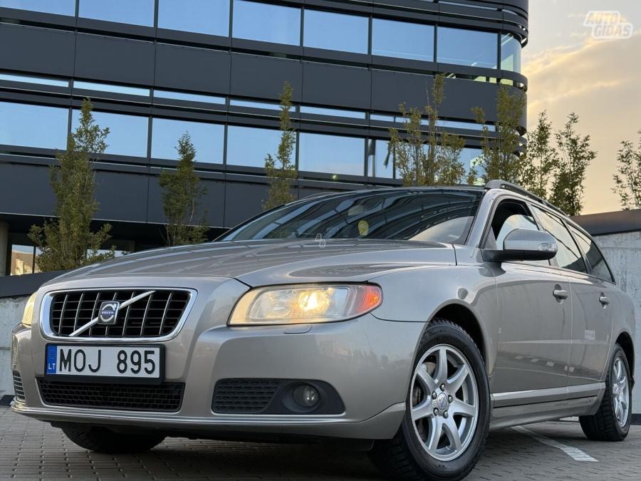 Volvo V70 2007 in Kaunas, with an engine capacity of 2.40 L and mileage of 322 thousand km for 2950 €, photo 11 on AUTOMOTO.COM.LV