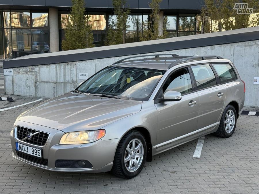 Volvo V70 2007 in Kaunas, with an engine capacity of 2.40 L and mileage of 322 thousand km for 2950 €, photo 17 on AUTOMOTO.COM.LV