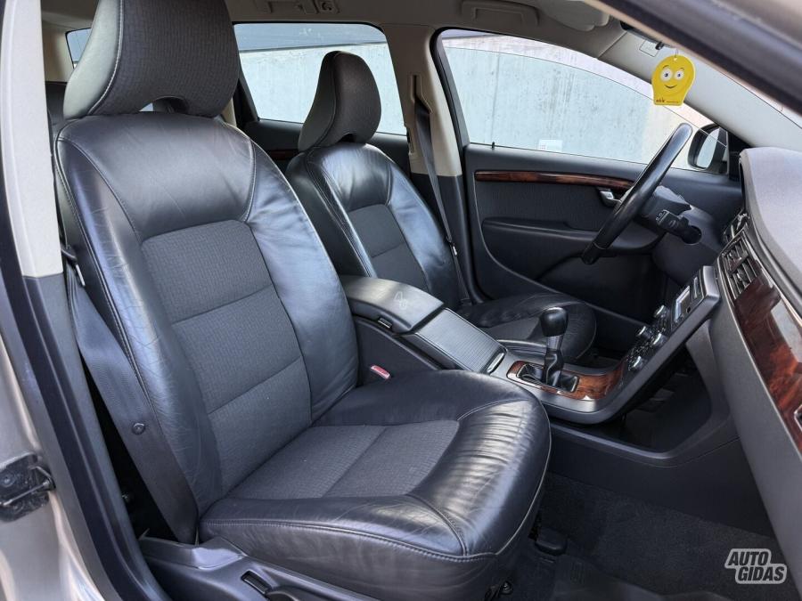 Volvo V70 2007 in Kaunas, with an engine capacity of 2.40 L and mileage of 322 thousand km for 2950 €, photo 22 on AUTOMOTO.COM.LV