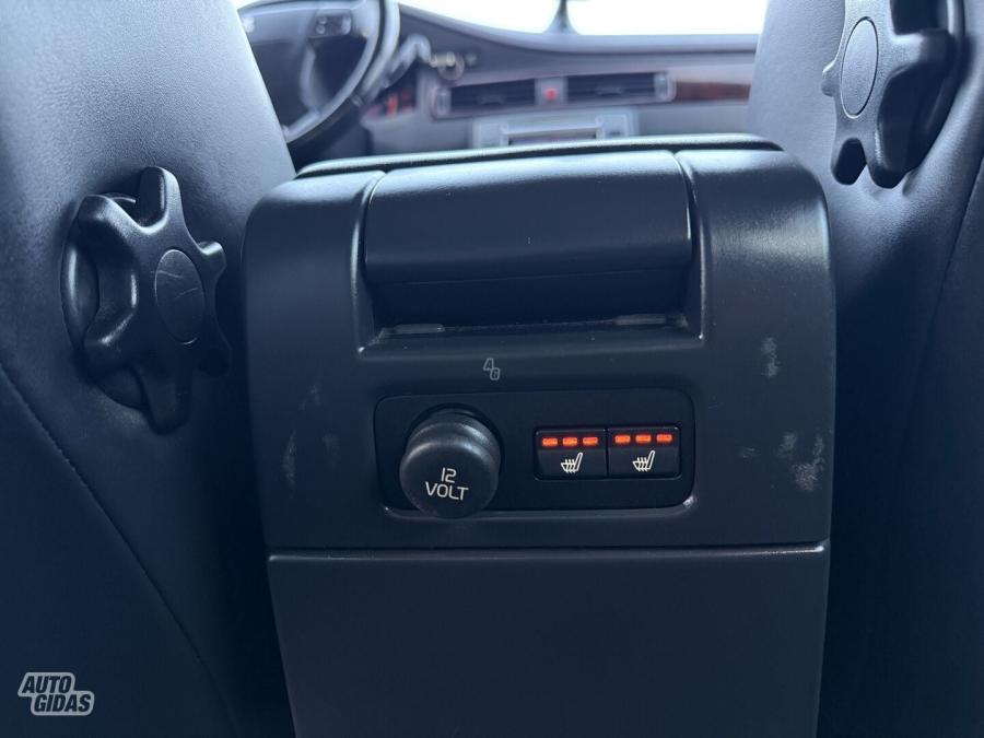Volvo V70 2007 in Kaunas, with an engine capacity of 2.40 L and mileage of 322 thousand km for 2950 €, photo 29 on AUTOMOTO.COM.LV