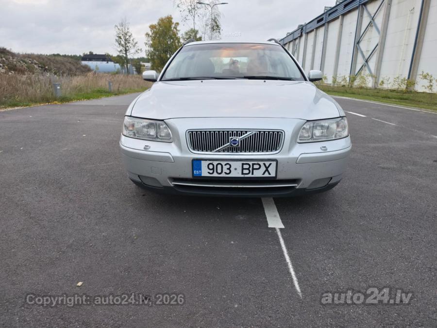Volvo V70 2007 Tallina, ar dzinēja tilpumu 2.40 L un nobraukumu 340 tūkst. km par 2000 €, foto 4 vietnē AUTOMOTO.COM.LV
