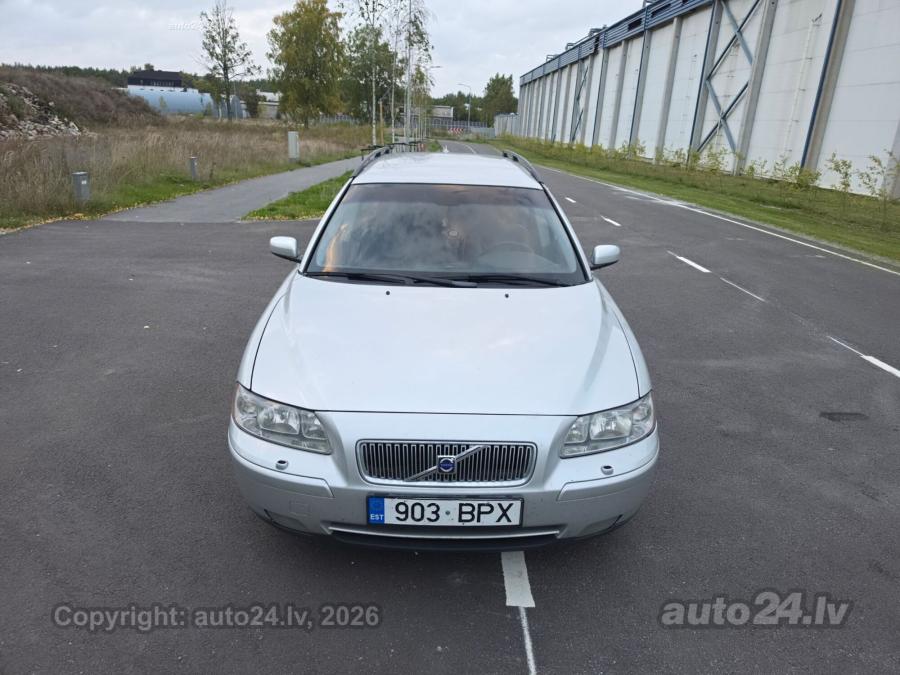 Volvo V70 2007 Tallina, ar dzinēja tilpumu 2.40 L un nobraukumu 340 tūkst. km par 2000 €, foto 5 vietnē AUTOMOTO.COM.LV