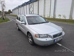 Volvo V70 2007 Tallina, ar dzinēja tilpumu 2.40 L un nobraukumu 340 tūkst. km par 2000 €, foto 6 vietnē AUTOMOTO.COM.LV