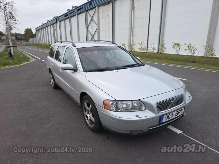 Volvo V70 2007 Tallina, ar dzinēja tilpumu 2.40 L un nobraukumu 340 tūkst. km par 2000 €, foto 6 vietnē AUTOMOTO.COM.LV