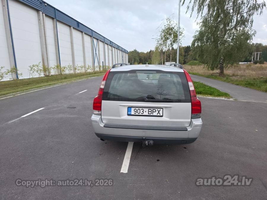 Volvo V70 2007 Tallina, ar dzinēja tilpumu 2.40 L un nobraukumu 340 tūkst. km par 2000 €, foto 13 vietnē AUTOMOTO.COM.LV