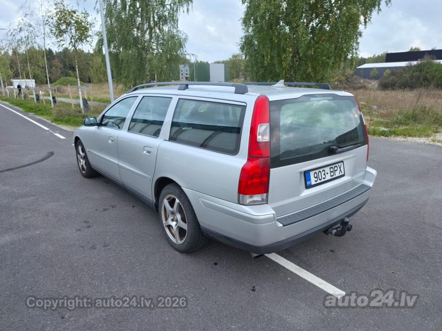 Volvo V70 2007 Tallina, ar dzinēja tilpumu 2.40 L un nobraukumu 340 tūkst. km par 2000 €, foto 14 vietnē AUTOMOTO.COM.LV