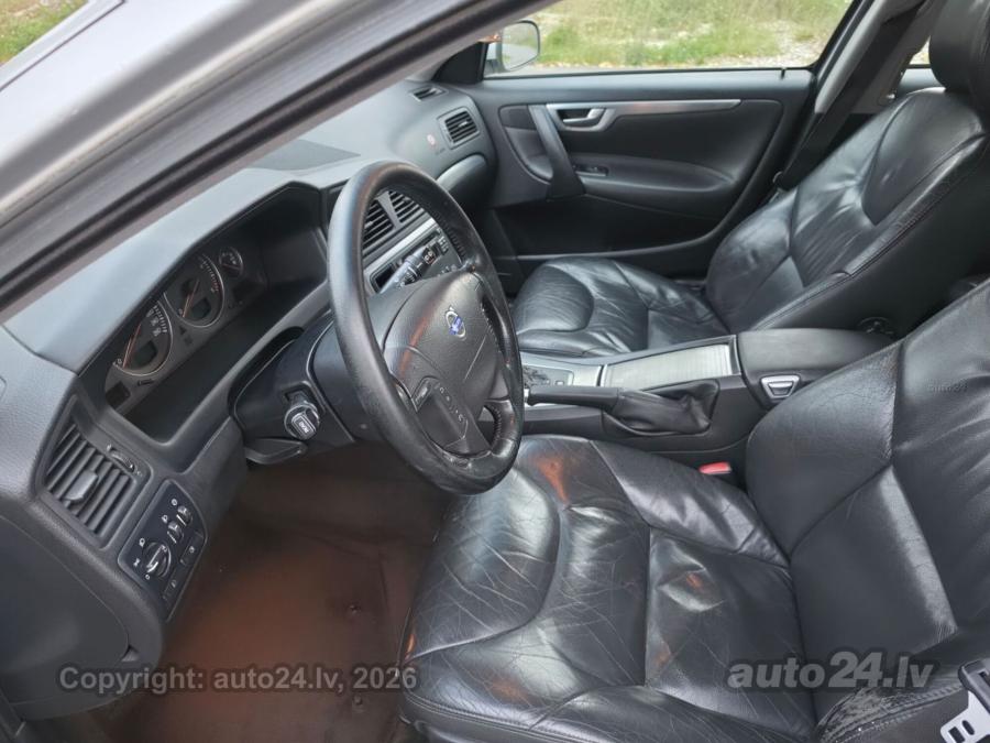 Volvo V70 2007 Tallina, ar dzinēja tilpumu 2.40 L un nobraukumu 340 tūkst. km par 2000 €, foto 23 vietnē AUTOMOTO.COM.LV