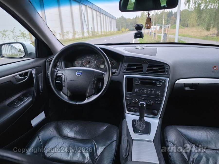 Volvo V70 2007 Tallina, ar dzinēja tilpumu 2.40 L un nobraukumu 340 tūkst. km par 2000 €, foto 24 vietnē AUTOMOTO.COM.LV