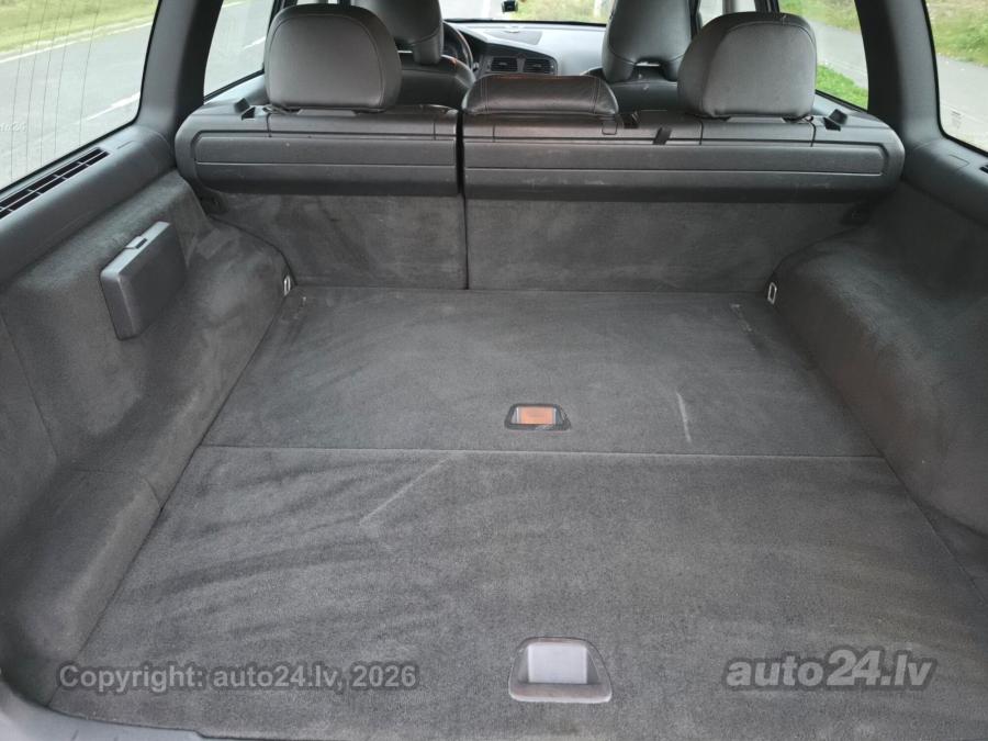 Volvo V70 2007 Tallina, ar dzinēja tilpumu 2.40 L un nobraukumu 340 tūkst. km par 2000 €, foto 31 vietnē AUTOMOTO.COM.LV