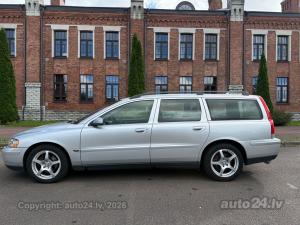 Volvo V70 2007 Tallina, ar dzinēja tilpumu 2.40 L un nobraukumu 340 tūkst. km par 2999 €, foto 4 vietnē AUTOMOTO.COM.LV