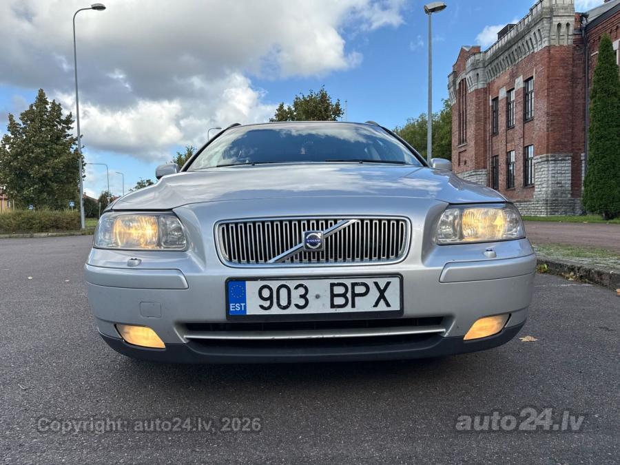 Volvo V70 2007 Tallina, ar dzinēja tilpumu 2.40 L un nobraukumu 340 tūkst. km par 2999 €, foto 12 vietnē AUTOMOTO.COM.LV