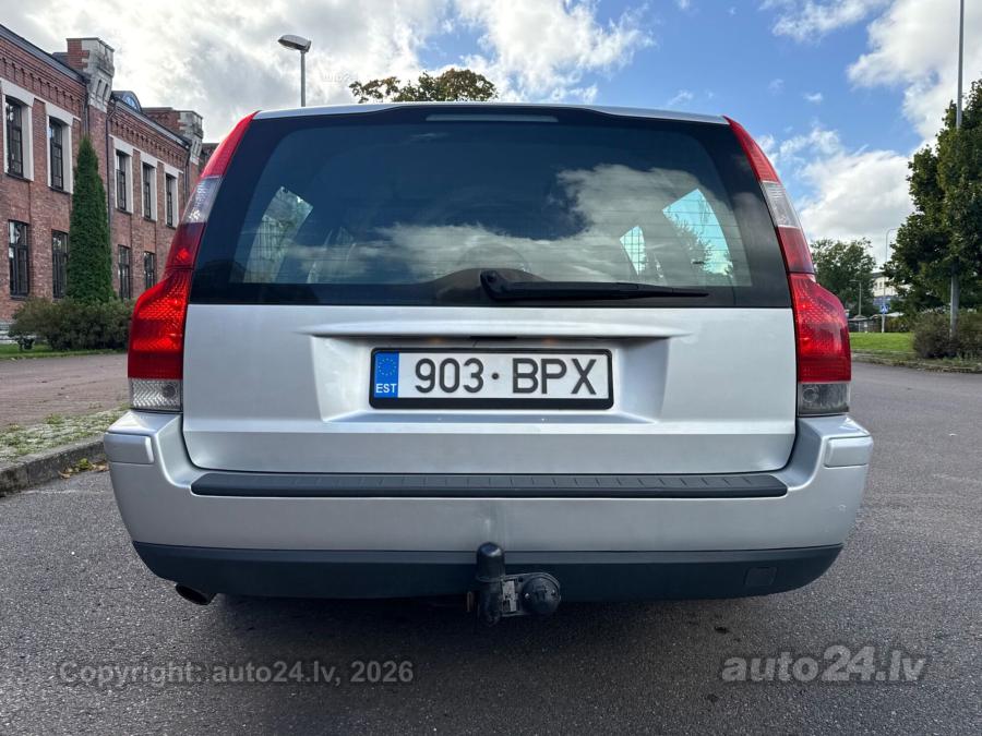 Volvo V70 2007 Tallina, ar dzinēja tilpumu 2.40 L un nobraukumu 340 tūkst. km par 2999 €, foto 13 vietnē AUTOMOTO.COM.LV