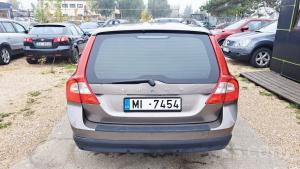 Volvo V70 2007 in Riga, with an engine capacity of 2.40 L and mileage of 335 thousand km for 2900 €, photo 7 on AUTOMOTO.COM.LV