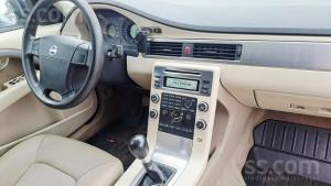Volvo V70 2007 in Riga, with an engine capacity of 2.40 L and mileage of 335 thousand km for 2900 €, photo 13 on AUTOMOTO.COM.LV