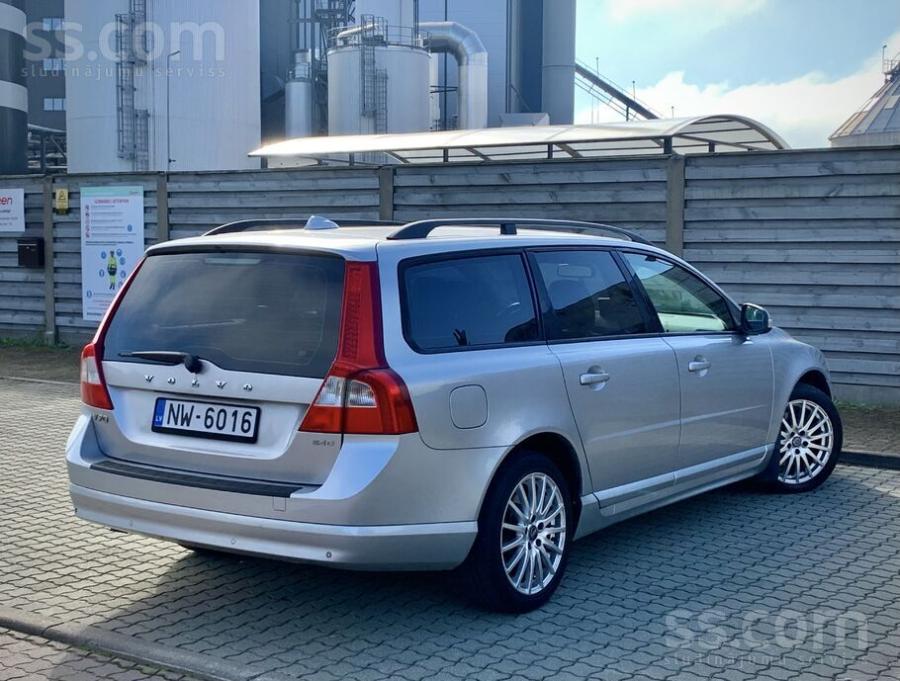 Volvo V70 2008 Jelgava, ar dzinēja tilpumu 2.40 L un nobraukumu 0 tūkst. km par 2399 €, foto 3 vietnē AUTOMOTO.COM.LV