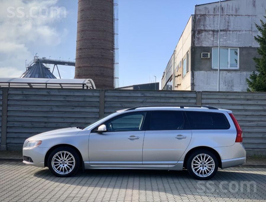 Volvo V70 2008 Jelgava, ar dzinēja tilpumu 2.40 L un nobraukumu 0 tūkst. km par 2399 €, foto 7 vietnē AUTOMOTO.COM.LV
