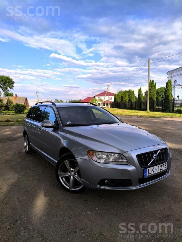 Volvo V70 2008 Rēzekne, ar dzinēja tilpumu 2.00 L un nobraukumu 411 tūkst. km par 1000 €, foto 1 vietnē AUTOMOTO.COM.LV