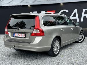 Volvo V70 2008 Rīga, ar dzinēja tilpumu 2.40 L un nobraukumu 0 tūkst. km par 4990 €, foto 4 vietnē AUTOMOTO.COM.LV