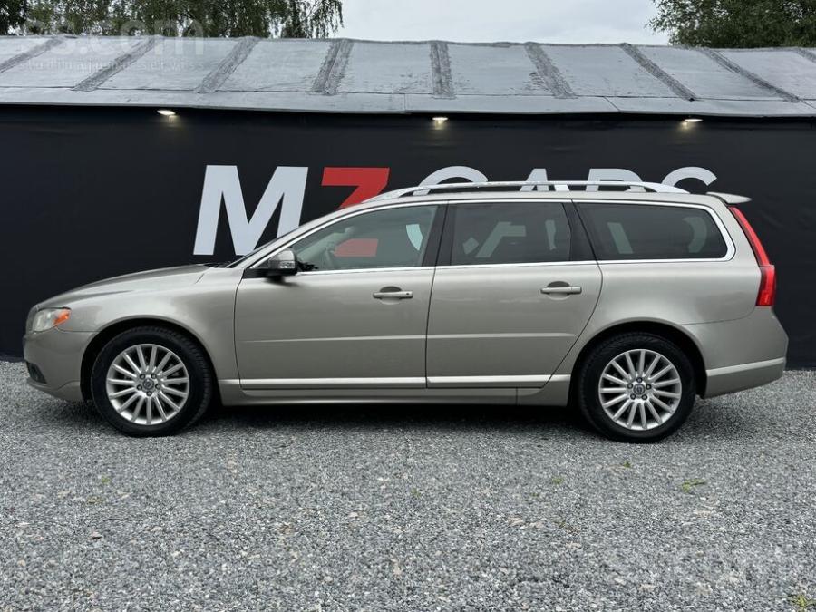 Volvo V70 2008 Rīga, ar dzinēja tilpumu 2.40 L un nobraukumu 0 tūkst. km par 4990 €, foto 5 vietnē AUTOMOTO.COM.LV