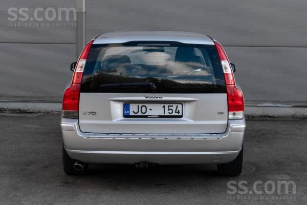 Volvo V70 2008 in Riga, with an engine capacity of 2.40 L and mileage of 0 thousand km for 3500 €, photo 5 on AUTOMOTO.COM.LV