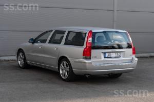 Volvo V70 2008 in Riga, with an engine capacity of 2.40 L and mileage of 0 thousand km for 3500 €, photo 6 on AUTOMOTO.COM.LV