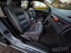Volvo V70 2008 in Riga, with an engine capacity of 2.40 L and mileage of 0 thousand km for 4650 €, photo 23 on AUTOMOTO.COM.LV