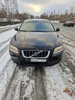Volvo V70 2008 in Vilnius, with an engine capacity of 2.40 L and mileage of 331 thousand km for 3300 €, photo  on AUTOMOTO.COM.LV