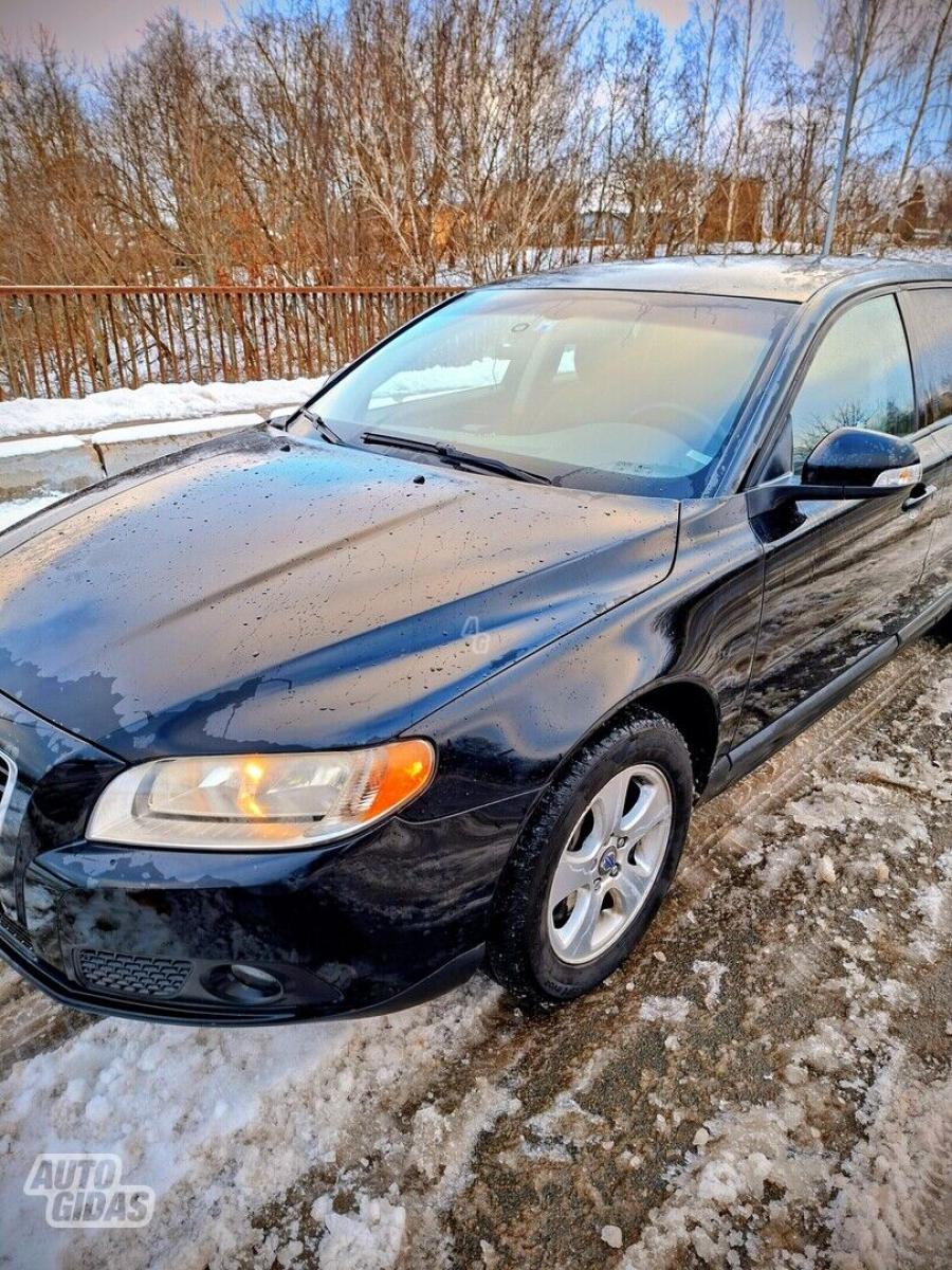 Volvo V70 2008 in Vilnius, with an engine capacity of 2.40 L and mileage of 331 thousand km for 3300 €, photo 6 on AUTOMOTO.COM.LV