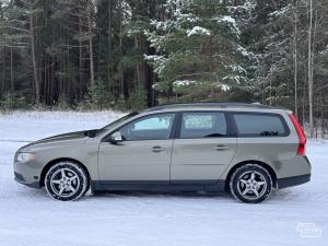 Volvo V70 2008 in Siauliai, with an engine capacity of 2.00 L and mileage of 304 thousand km for 2750 €, photo 7 on AUTOMOTO.COM.LV