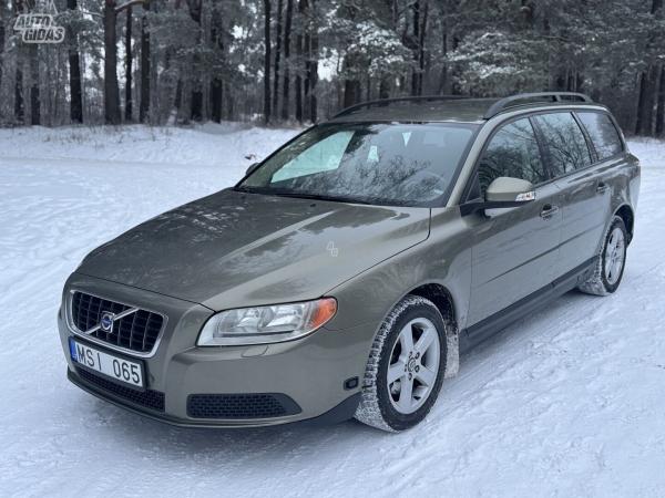 Volvo V70 2008 in Siauliai, with an engine capacity of 2.00 L and mileage of 304 thousand km for 2700 €, photo 1 on AUTOMOTO.COM.LV