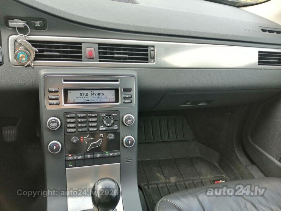 Volvo V70 2008 in Tallinn, with an engine capacity of 2.00 L and mileage of 531 thousand km for 3900 €, photo 15 on AUTOMOTO.COM.LV