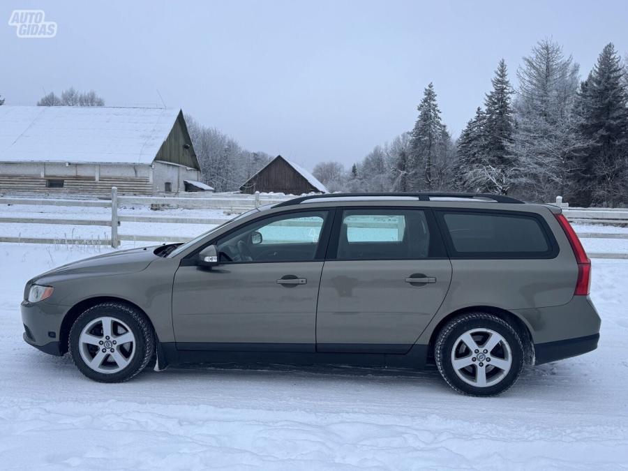Вольво В70 2008 в Шяуляй, объемом двигателя 2.00 л и пробегом 304 тыс. км за 2450 €, фото 4 на AUTOMOTO.COM.LV