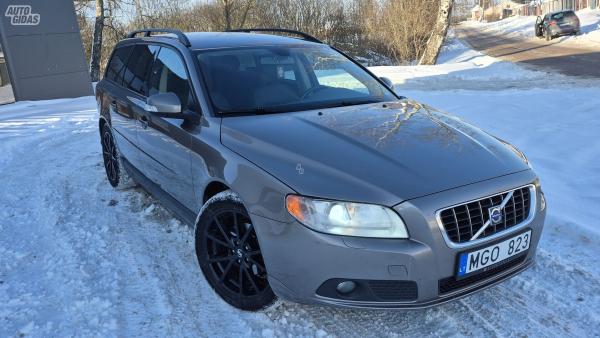 Volvo V70 2008 Utena, ar dzinēja tilpumu 2.00 L un nobraukumu 333 tūkst. km par 3490 €, foto 4 vietnē AUTOMOTO.COM.LV