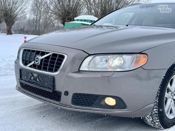 Volvo V70 2008 Šilutė, ar dzinēja tilpumu 2.40 L un nobraukumu 312 tūkst. km par 4499 €, foto 6 vietnē AUTOMOTO.COM.LV
