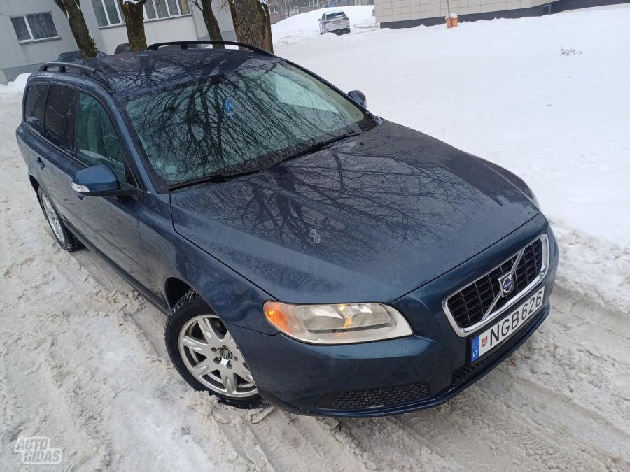 Volvo V70 2008 in Kaunas, with an engine capacity of 2.40 L and mileage of 316 thousand km for 3150 €, photo 12 on AUTOMOTO.COM.LV