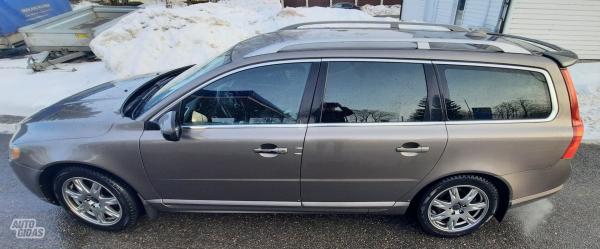 Volvo V70 2008 Kauņa, ar dzinēja tilpumu 2.00 L un nobraukumu 247 tūkst. km par 3500 €, foto 5 vietnē AUTOMOTO.COM.LV