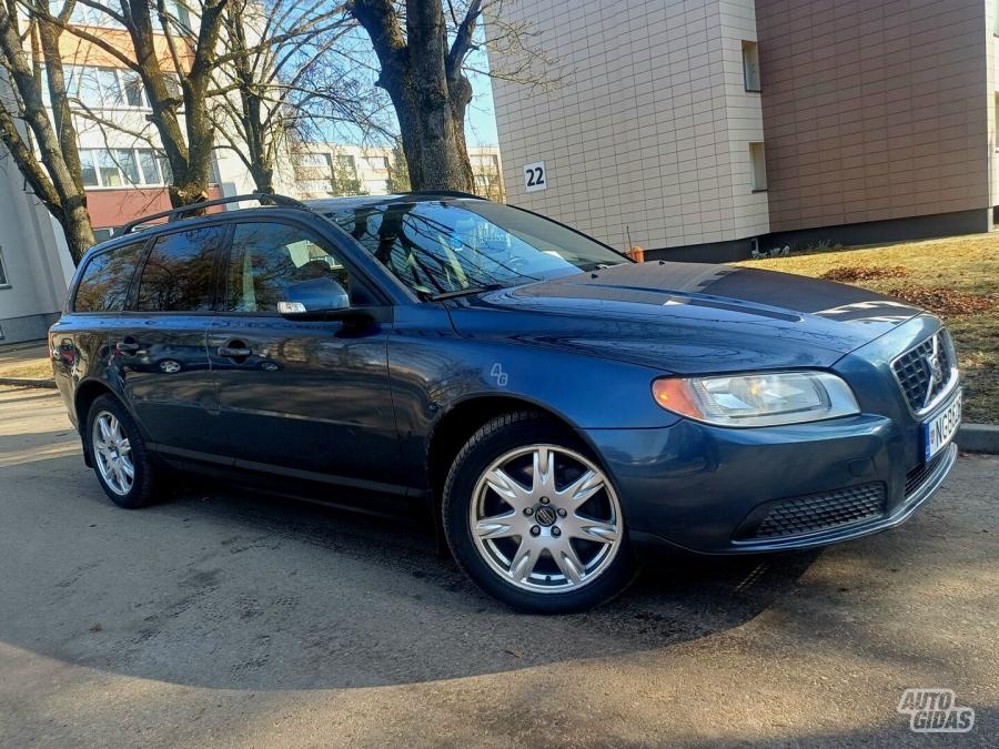 Volvo V70 2008 in Kaunas, with an engine capacity of 2.40 L and mileage of 315 thousand km for 2950 €, photo 15 on AUTOMOTO.COM.LV