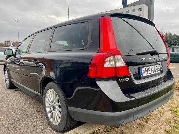 Volvo V70 2008 Viļņa, ar dzinēja tilpumu 2.40 L un nobraukumu 295 tūkst. km par 4500 €, foto 5 vietnē AUTOMOTO.COM.LV