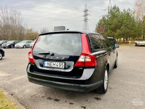 Volvo V70 2008 in Vilnius, with an engine capacity of 2.40 L and mileage of 295 thousand km for 4500 €, photo 13 on AUTOMOTO.COM.LV