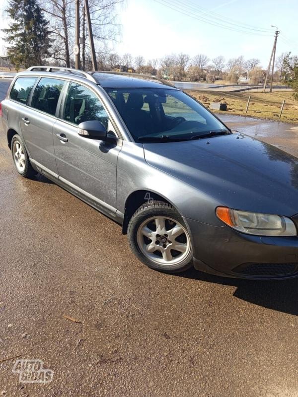 Volvo V70 2008 Viļņa, ar dzinēja tilpumu 2.40 L un nobraukumu 371 tūkst. km par 3350 €, foto 10 vietnē AUTOMOTO.COM.LV