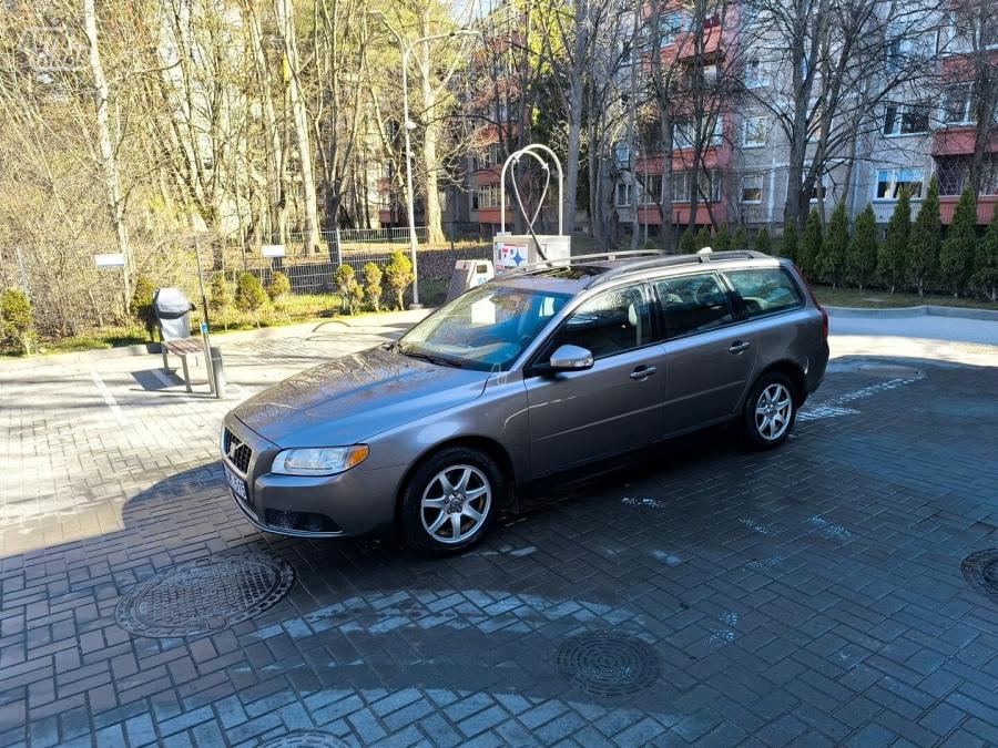 Volvo V70 2008 Kauņa, ar dzinēja tilpumu 2.40 L un nobraukumu 375 tūkst. km par 1590 €, foto 1 vietnē AUTOMOTO.COM.LV