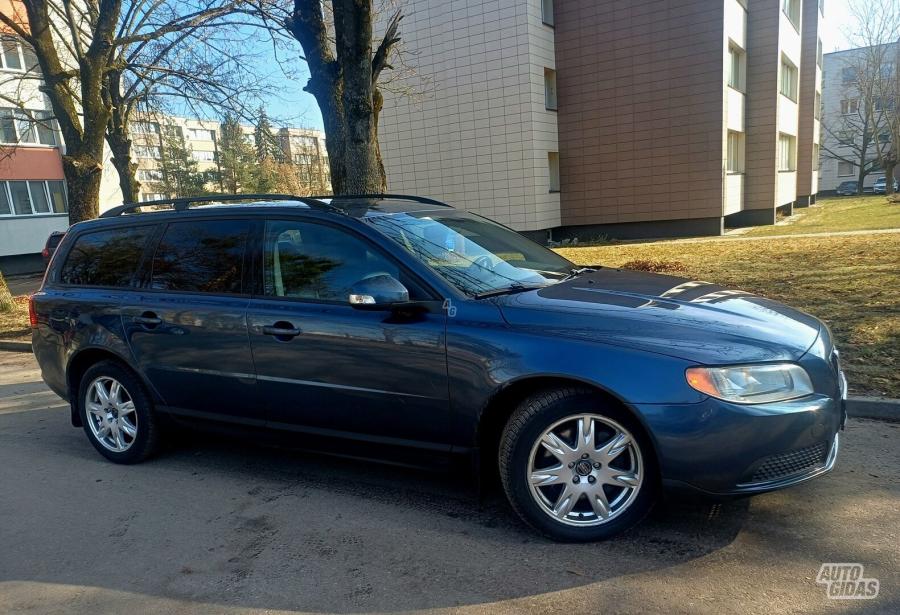 Volvo V70 2008 Kauņa, ar dzinēja tilpumu 2.40 L un nobraukumu 315 tūkst. km par 2950 €, foto 3 vietnē AUTOMOTO.COM.LV