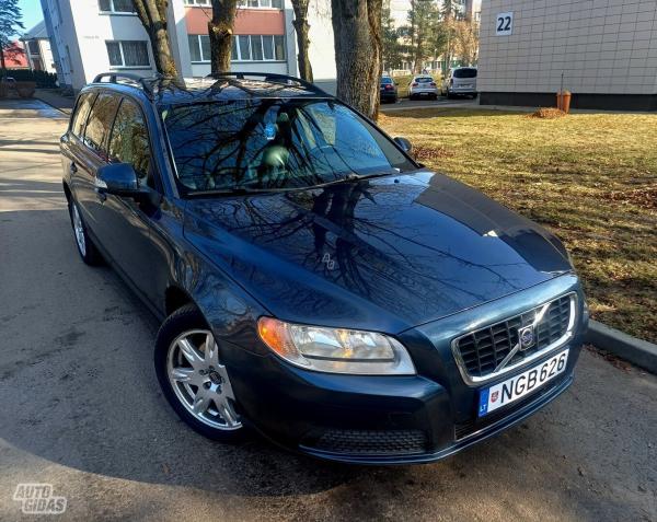 Volvo V70 2008 in Kaunas, with an engine capacity of 2.40 L and mileage of 315 thousand km for 2950 €, photo 3 on AUTOMOTO.COM.LV